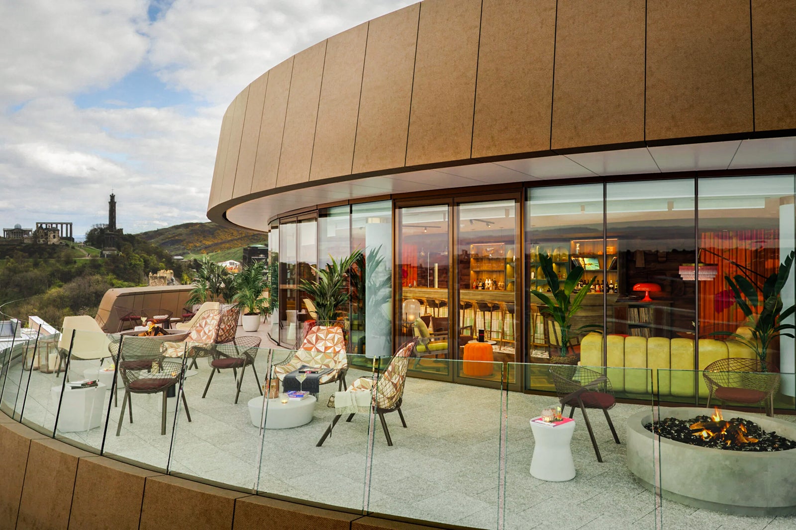 W Edinburgh opens just in time for the holidays - The Points Guy