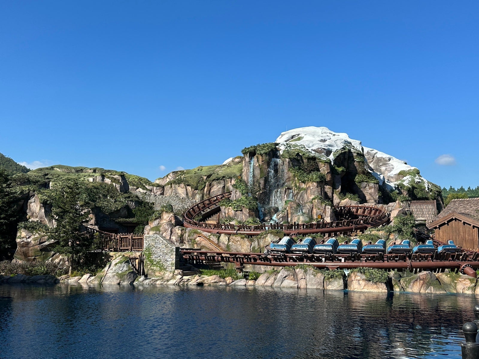 Explore World of Frozen at Hong Kong Disneyland with the team who made ...