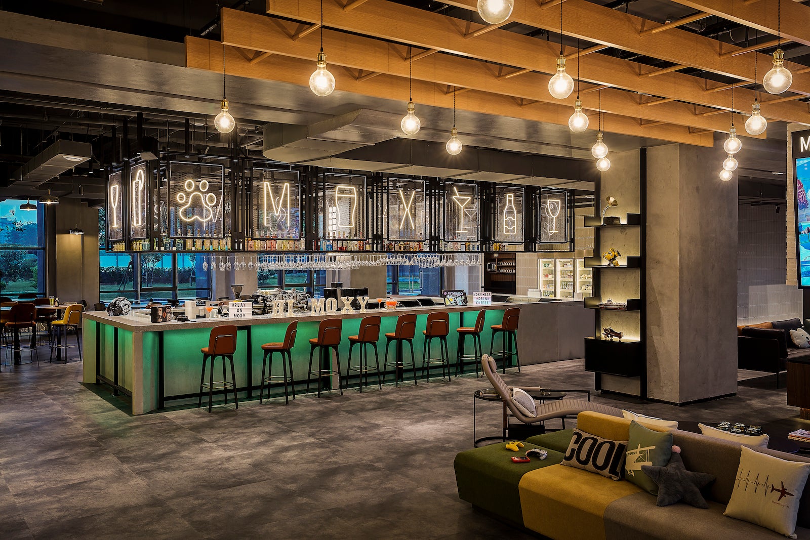 Do hotel stays on Dec. 31 count toward earning status this year or next ...