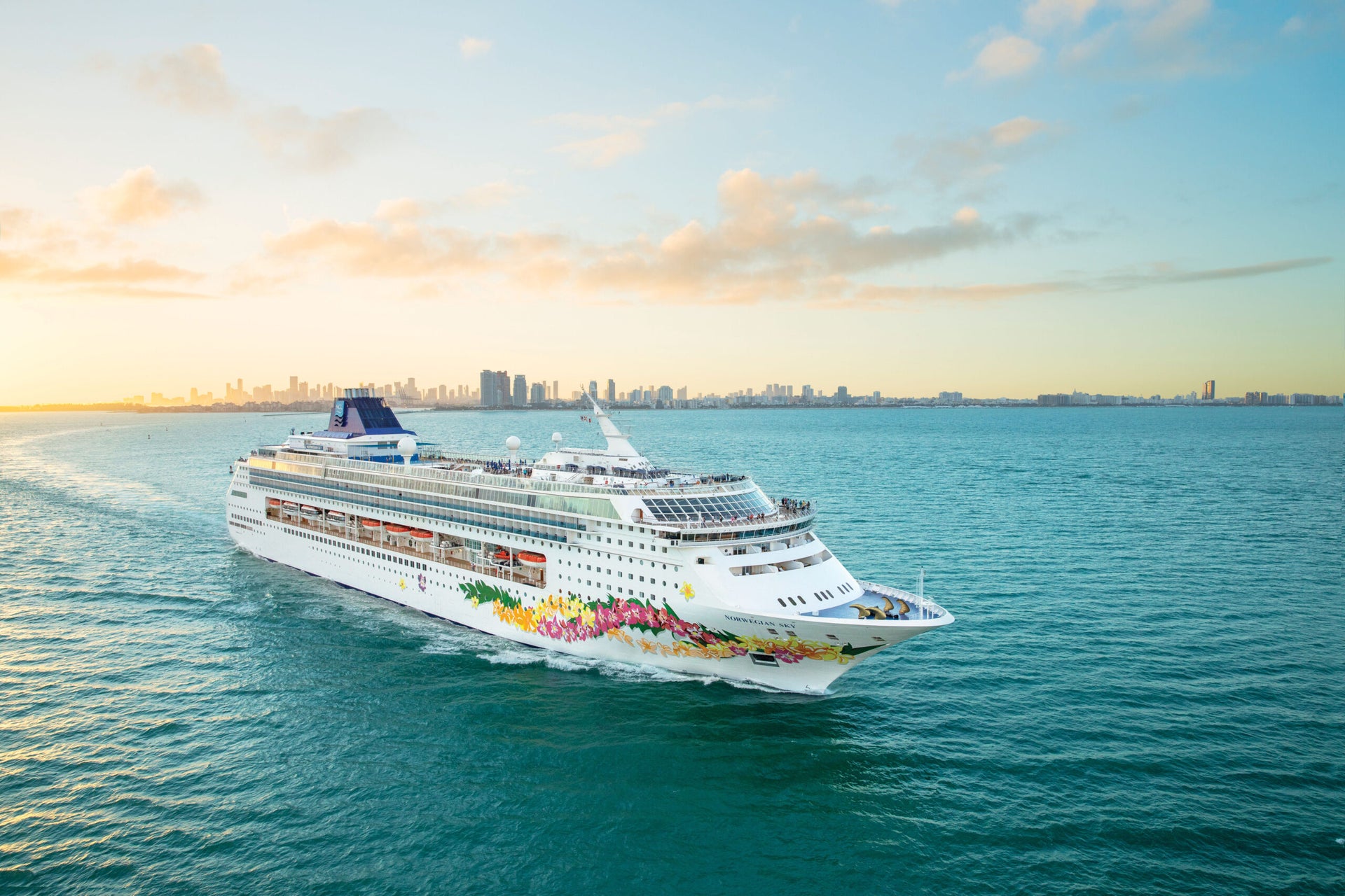 The ultimate guide to Norwegian Cruise Line ships and itineraries - The ...