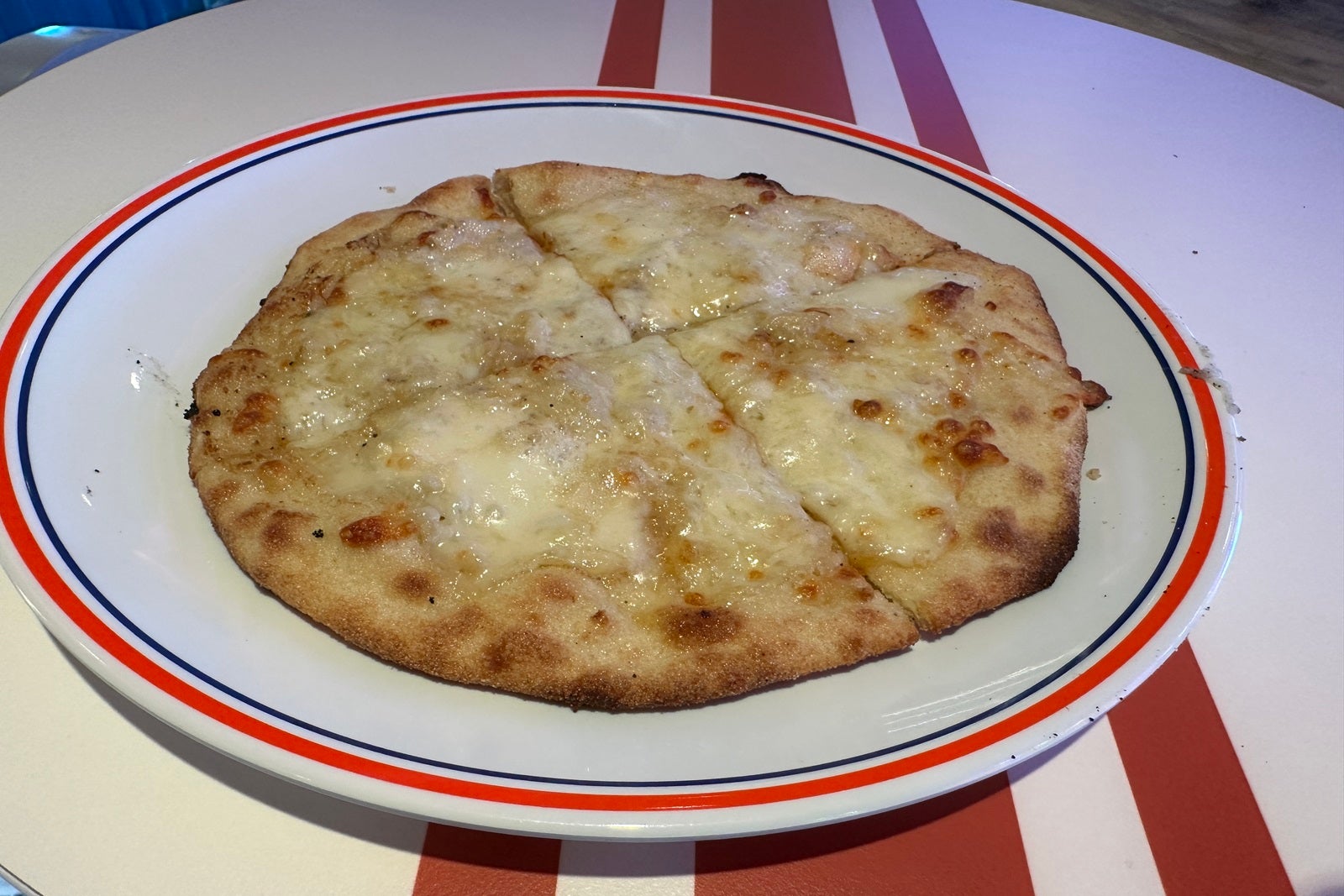 Carnival cruise pizza: Pizza Pirate and Pizzeria del Capitano - The ...