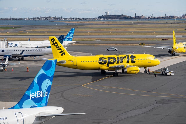 Spirit Airlines elite status: What it is and how to earn it - VoyageAround