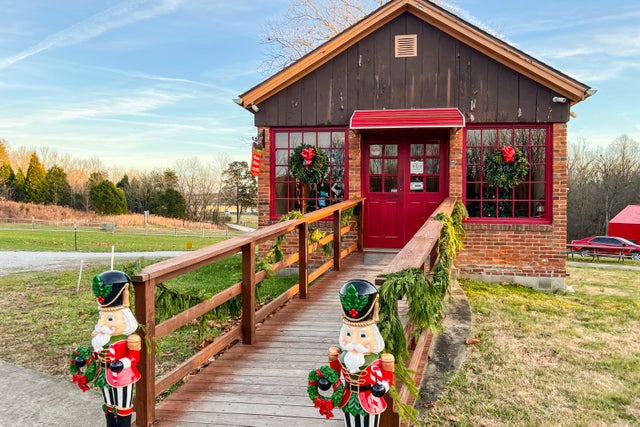 Guide to visiting Santa Claus, Indiana - The Points Guy