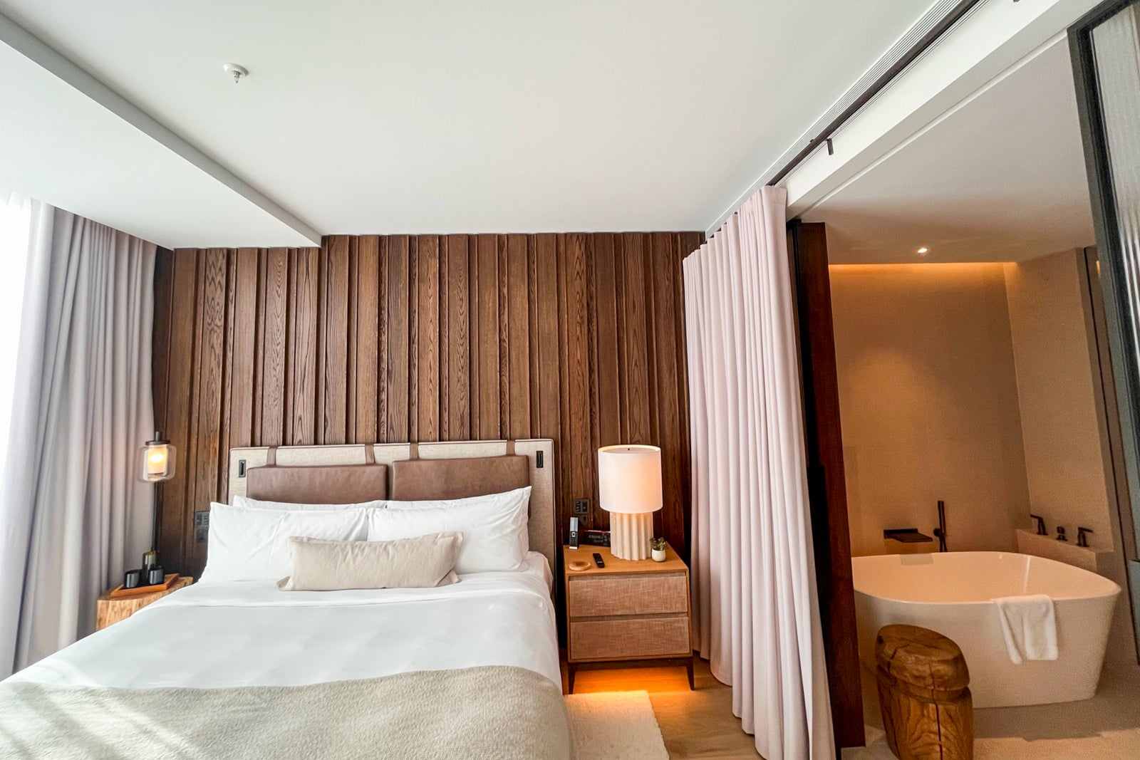 Chic and sustainable: What it's like staying at London's 1 Hotel ...