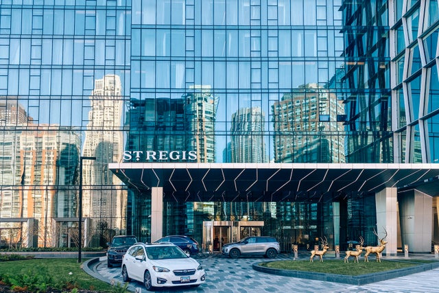Sky-high luxury: A review of the new St. Regis Chicago - VoyageAround