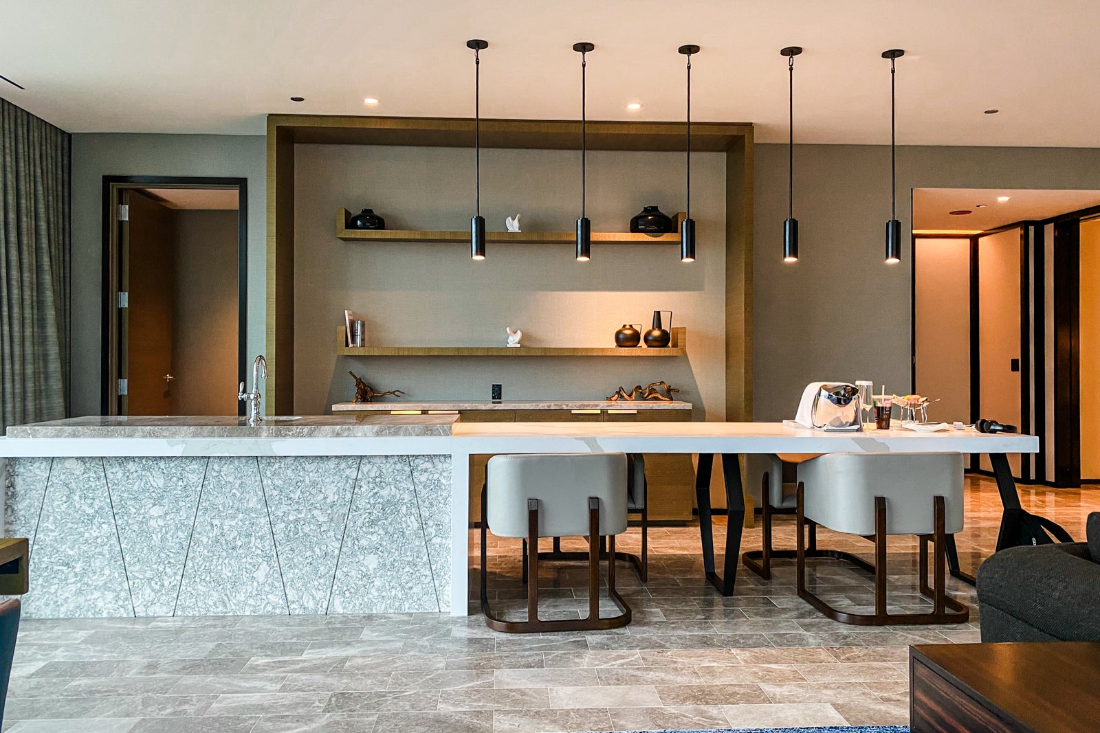 Sky-high luxury: A review of the new St. Regis Chicago - The Points Guy