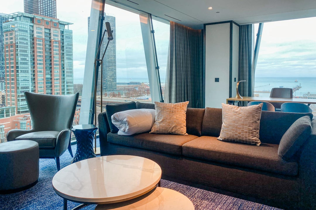 Sky-high luxury: A review of the new St. Regis Chicago - The Points Guy