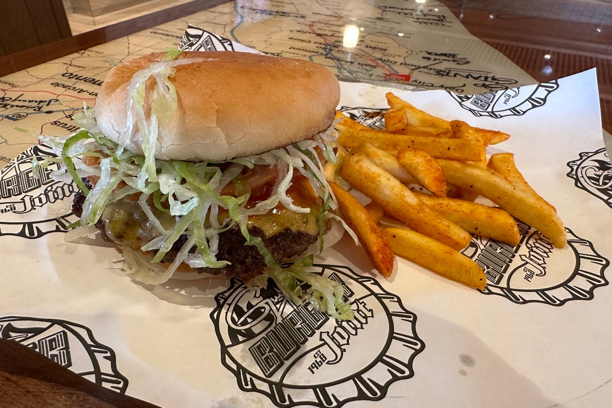 Which line has the best cruise burger? Here are TPG's top picks - The ...
