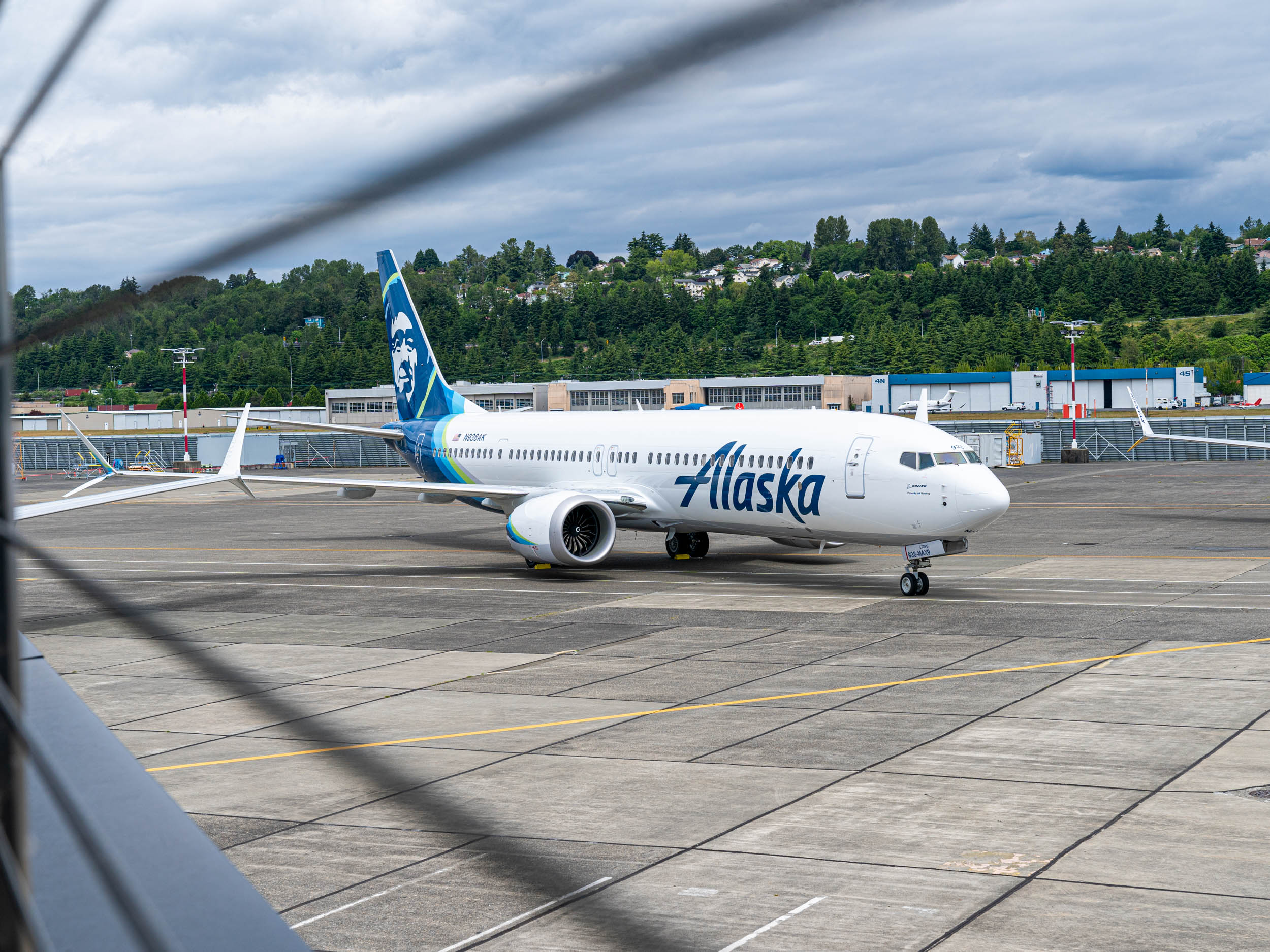 FAA Orders Partial 737 MAX 9 Grounding After Alaska Airlines explosive FAA Orders Partial 737 MAX 9 Grounding After Alaska Airlines explosive