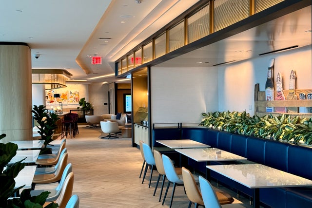 Chases Interesting New Jfk Lounge Is Now Open Shoptravelstay
