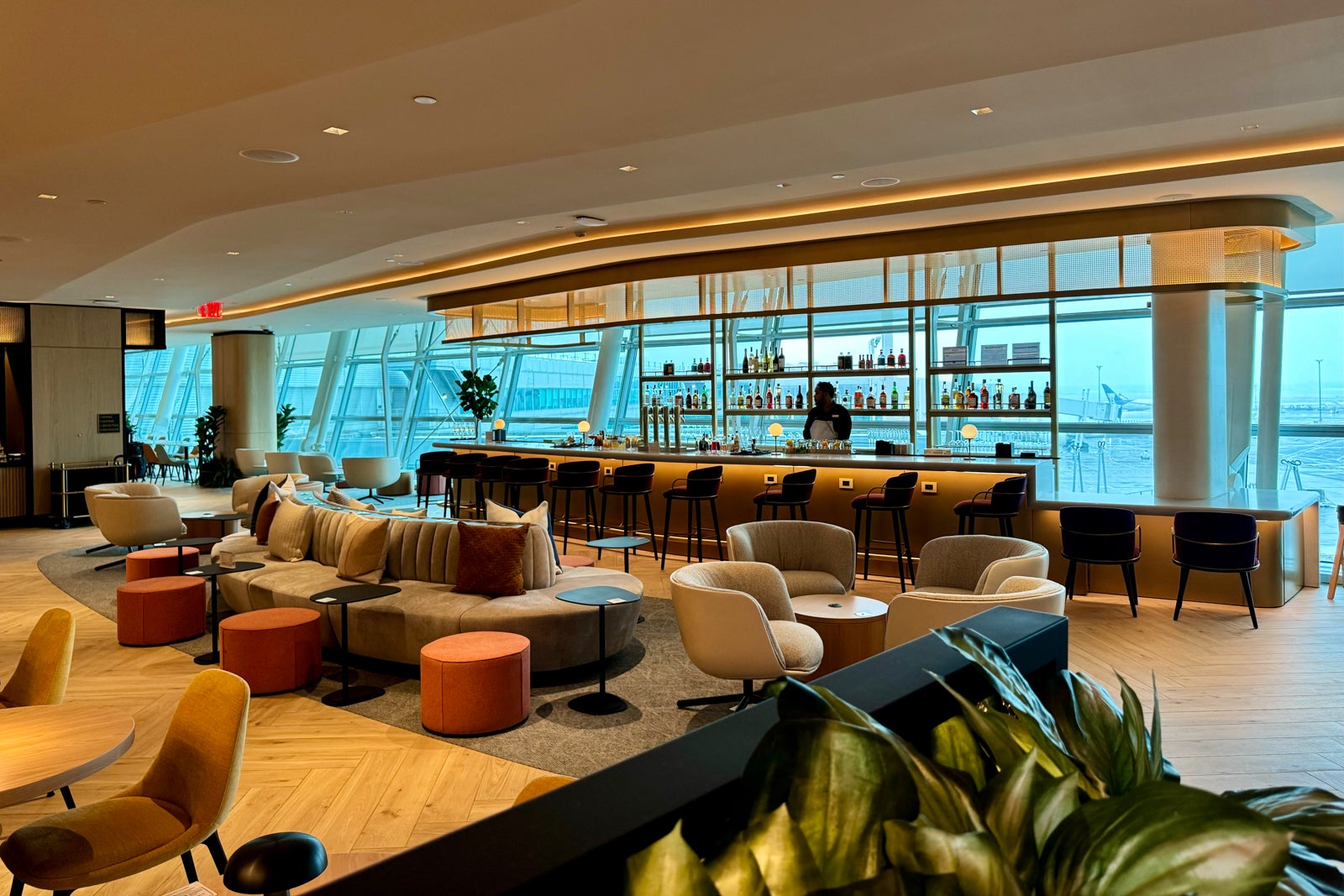 Chase's interesting new JFK lounge is now open - The Points Guy