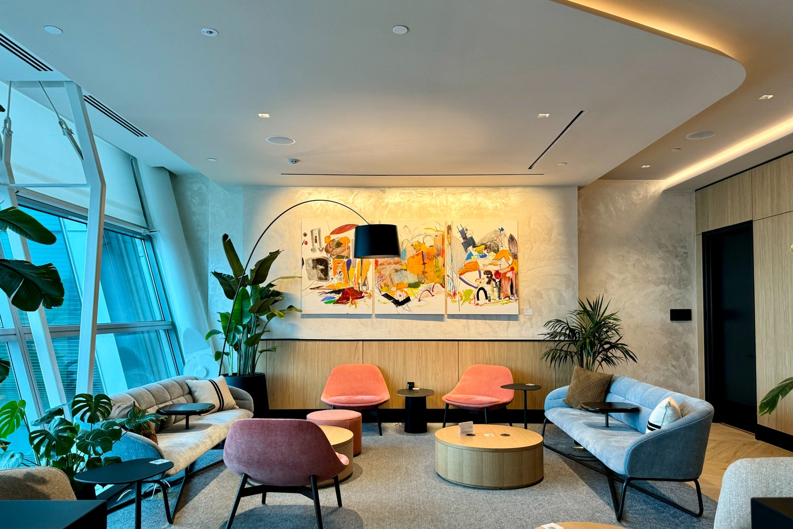 Chase's interesting new JFK lounge is now open - The Points Guy