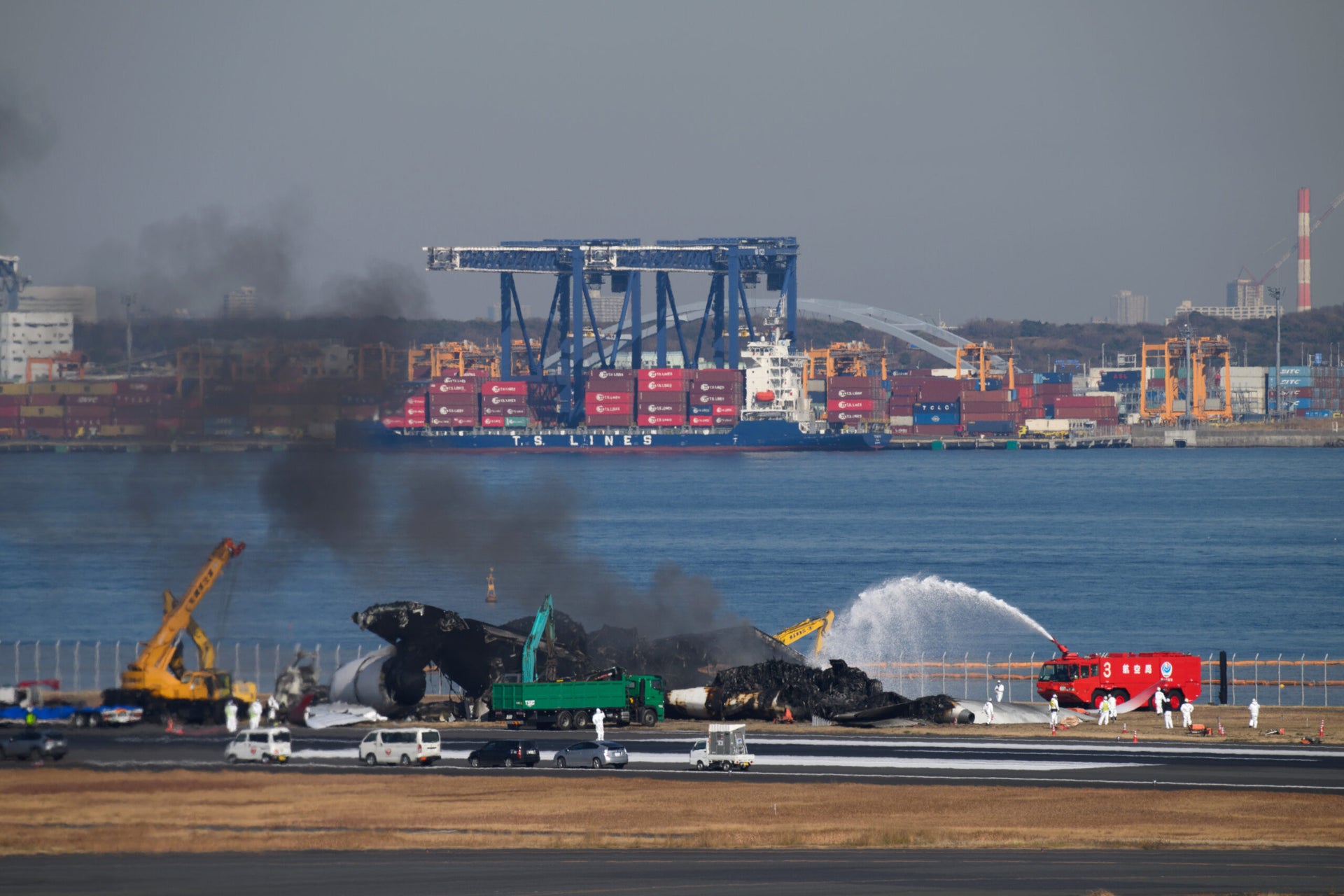 Tokyo crash raises questions about whether plane evacuation standards ...