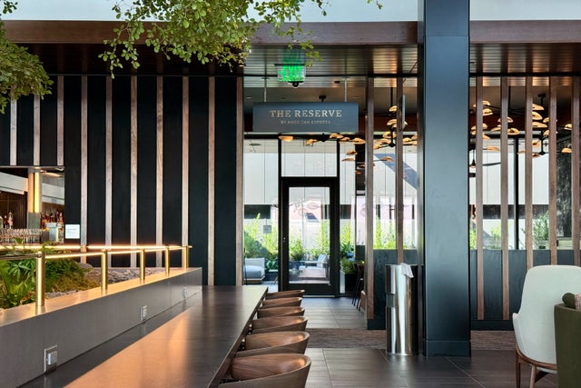 First look: Amex's stunning new Centurion Lounge in Atlanta - WeTipTrip