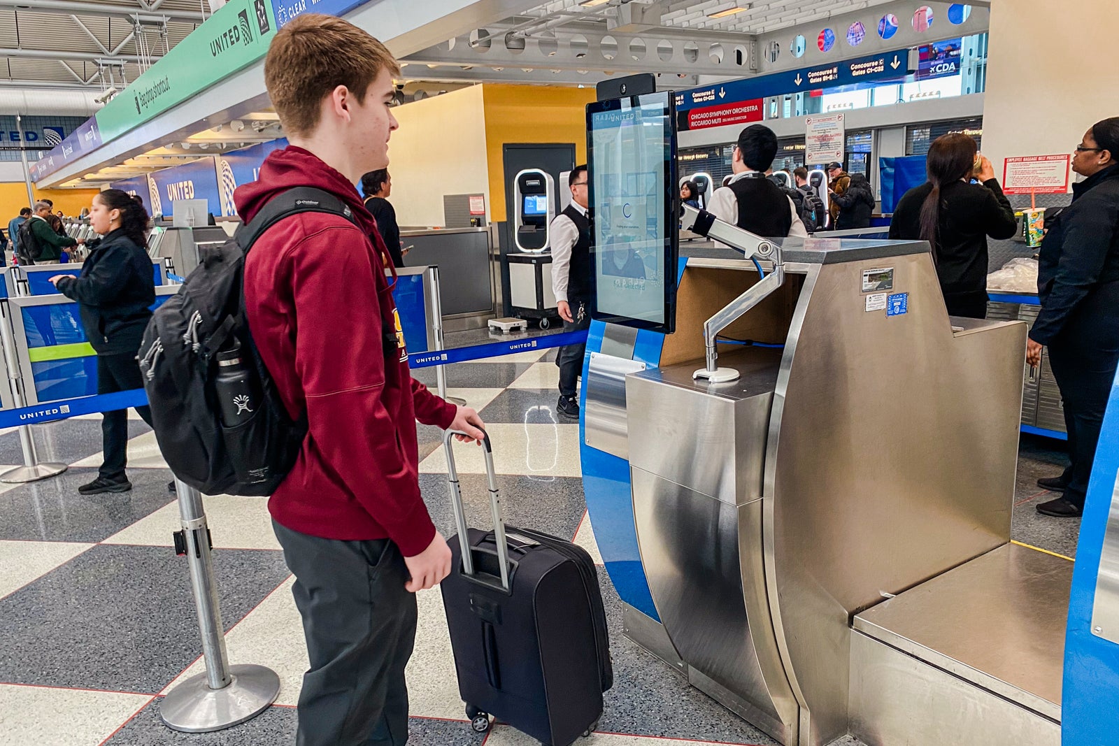 An even faster way through airport security: Here's what it's like ...