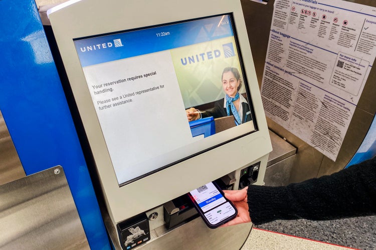 I tried the TSA PreCheck Touchless ID program at O'Hare — and it's a ...