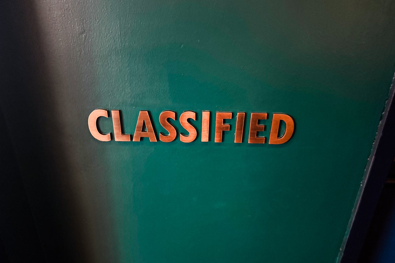 Review: United's invite-only Classified restaurant at Newark - The ...