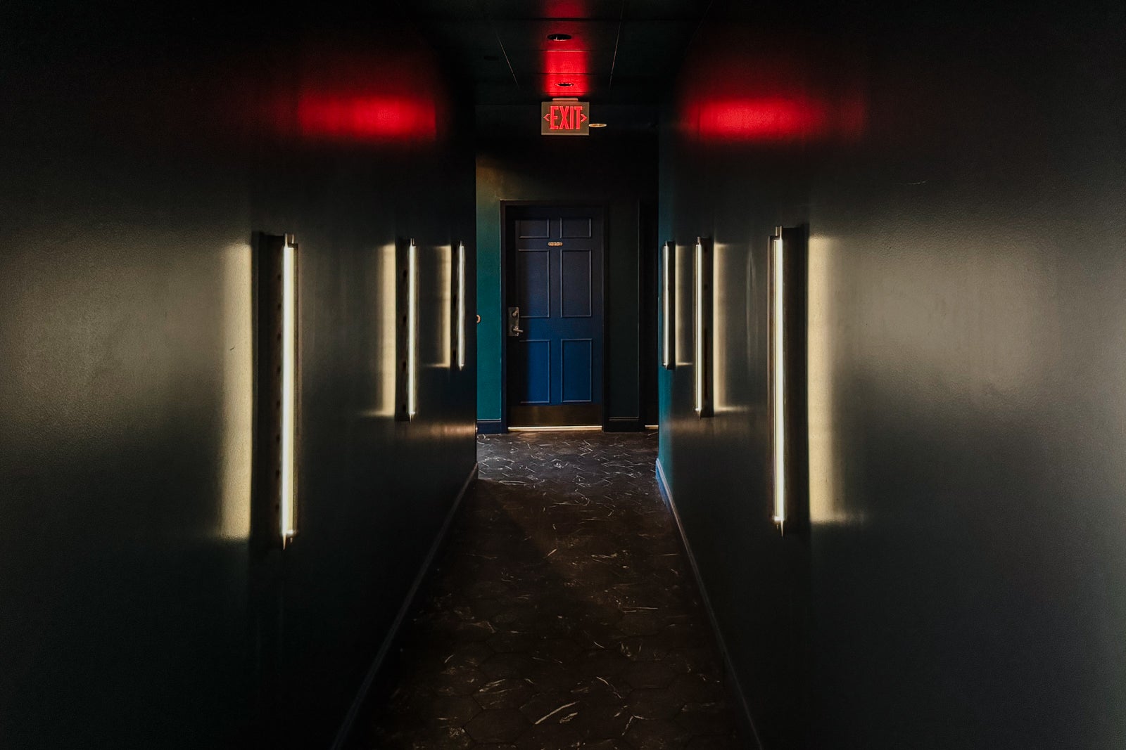 Review: United's invite-only Classified restaurant at Newark - The ...