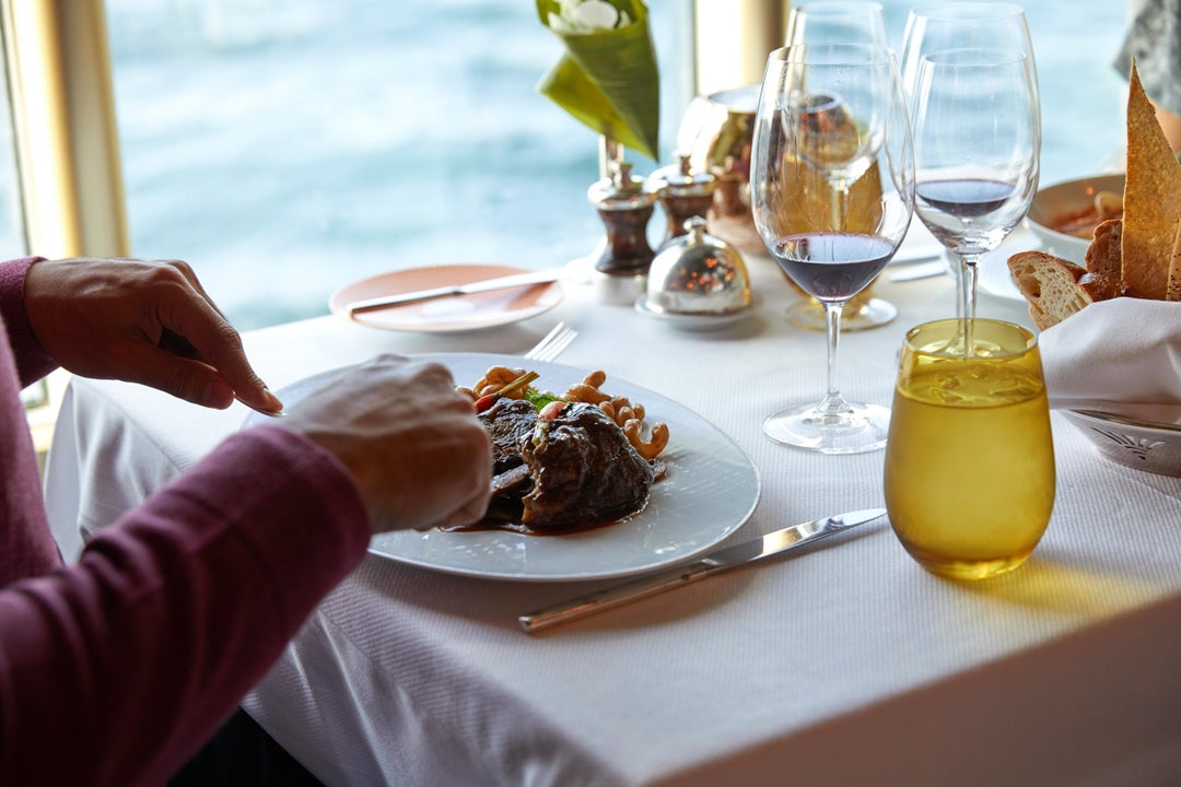 Holland America restaurants: Your guide to food and dining on board ...