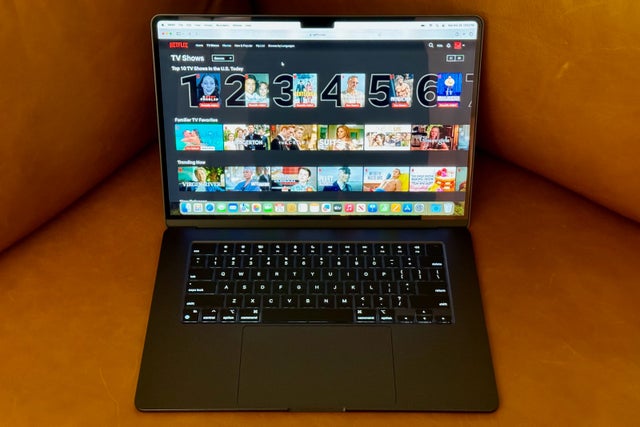 Exclusive: Apple explains how the new MacBook Air was designed for ...