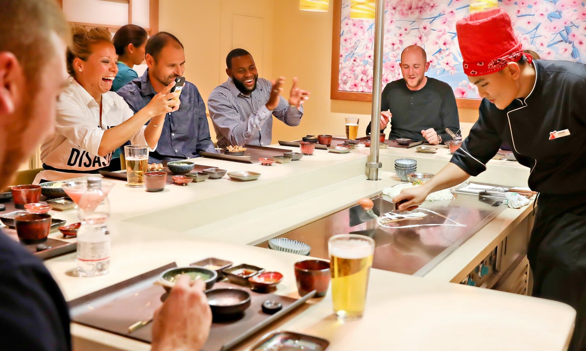 Bonsai Sushi and Bonsai Teppanyaki: Carnival Cruise Line's Japanese ...