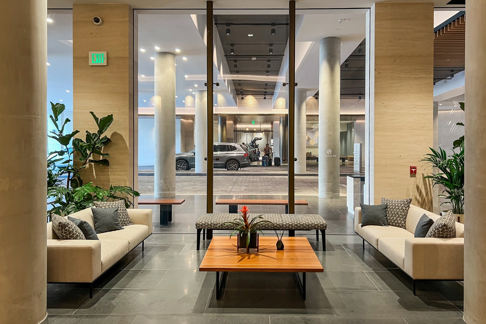 A review of the new Renaissance Honolulu Hotel & Spa: A great new ...