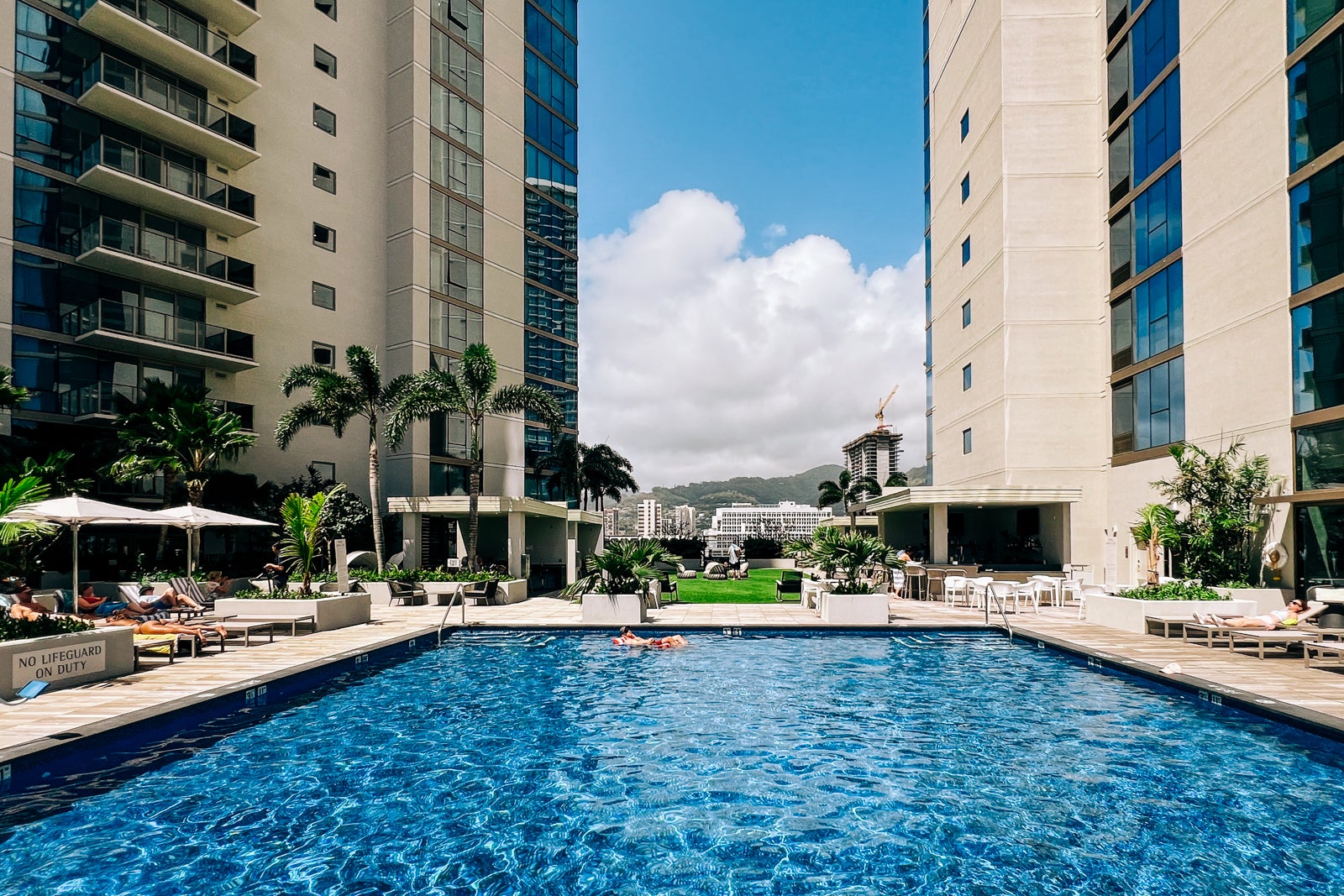 A review of the new Renaissance Honolulu Hotel & Spa: A great new ...