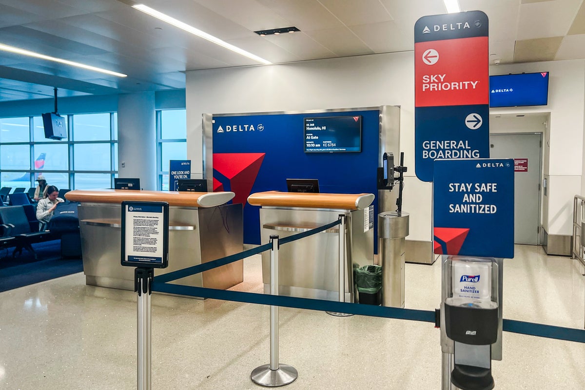 Delta has upgraded some SkyMiles members to Silver status for 6 months ...