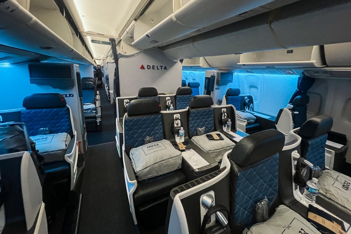 How to get upgraded on your Delta flight – First Class Travel Now