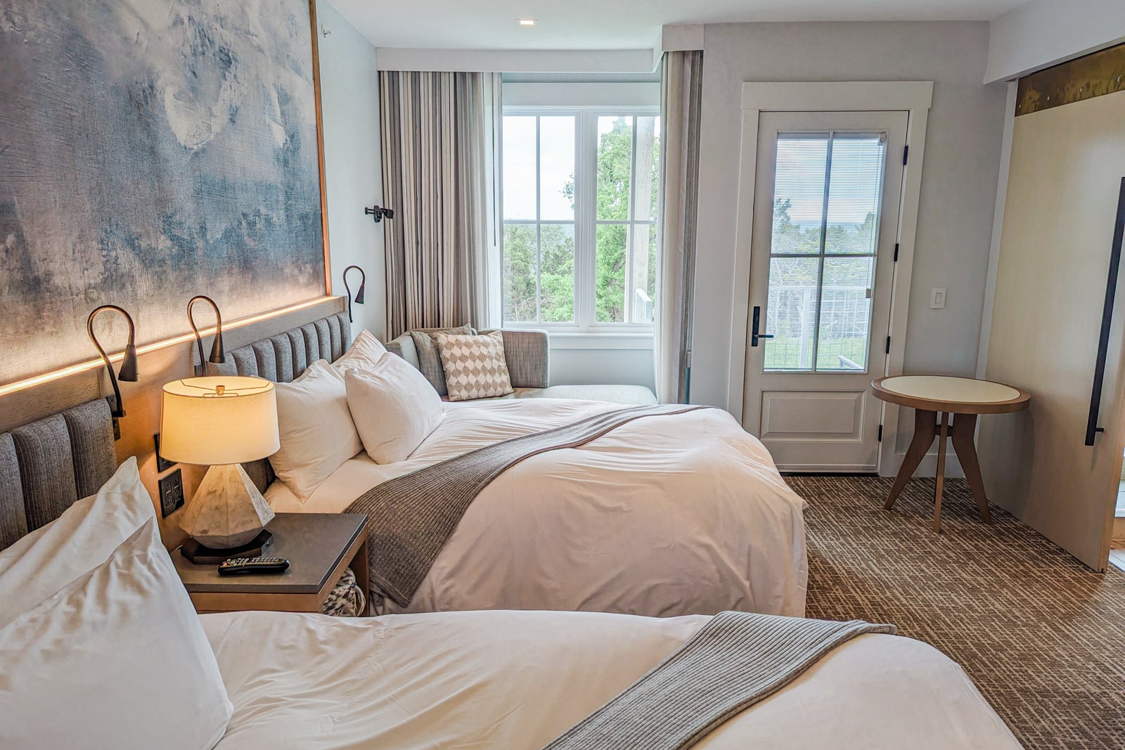 How to earn and use Hyatt free night award certificates - VoyageAround