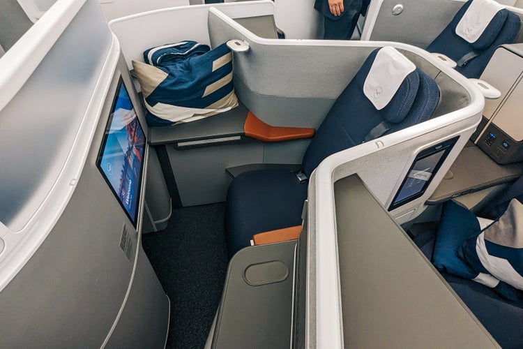 First look at Lufthansa's Allegris aircraft with new seating in all ...
