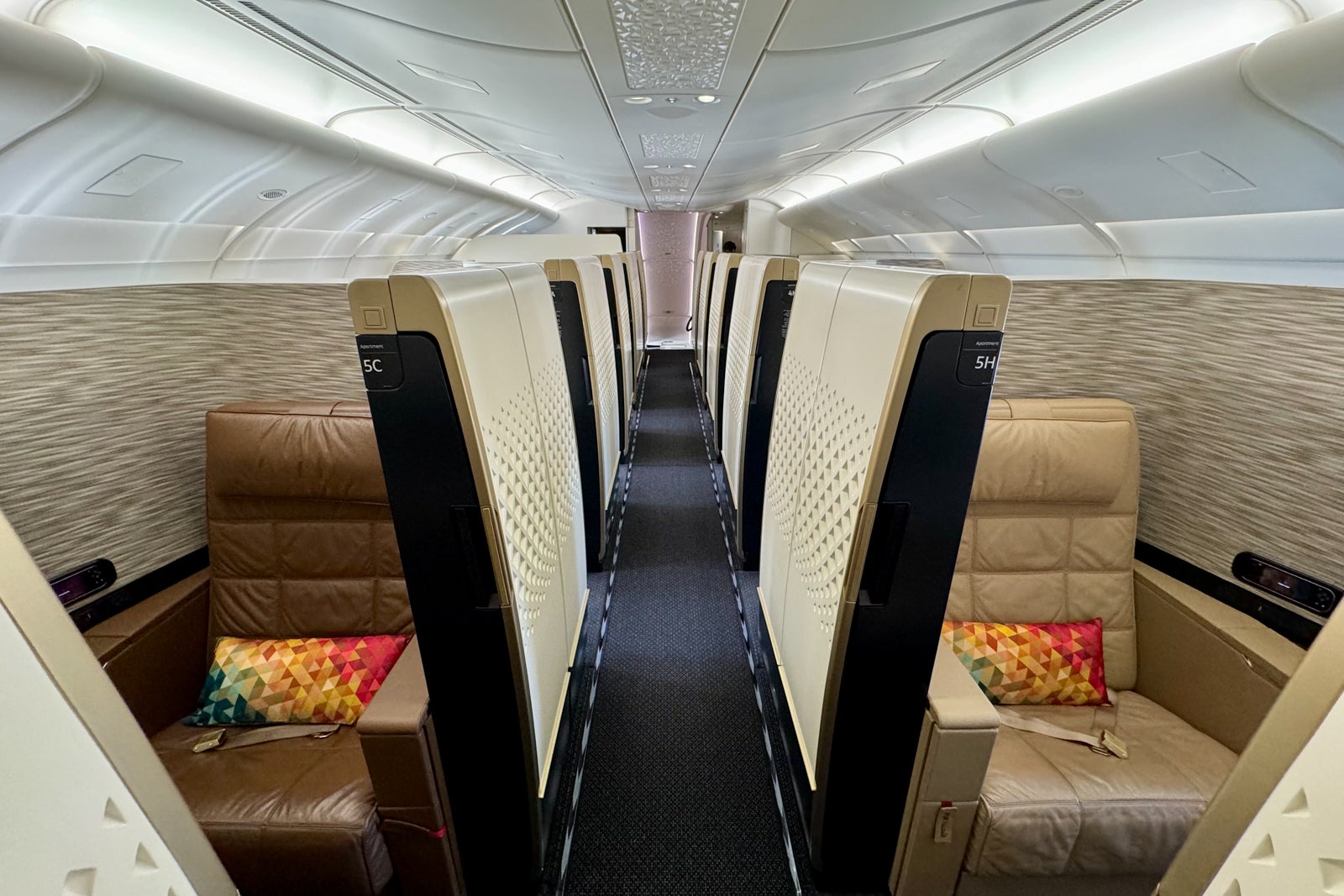 Etihad's Airbus A380 — and the exclusive Residence — is officially back ...