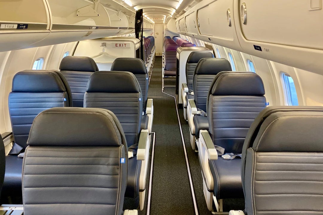 Delta joins United in debuting the special CRJ-550 regional jet - The ...