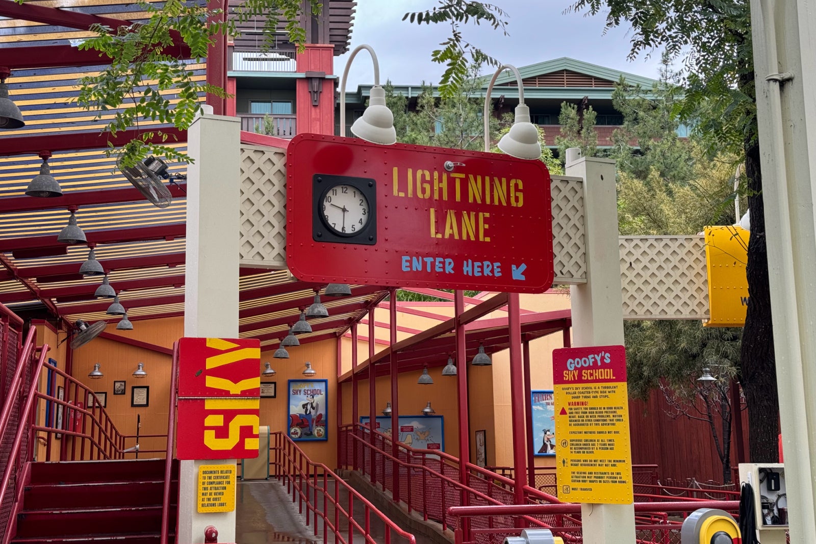 Tips for visiting Disneyland in 2025: 17 ways to save money and have ...