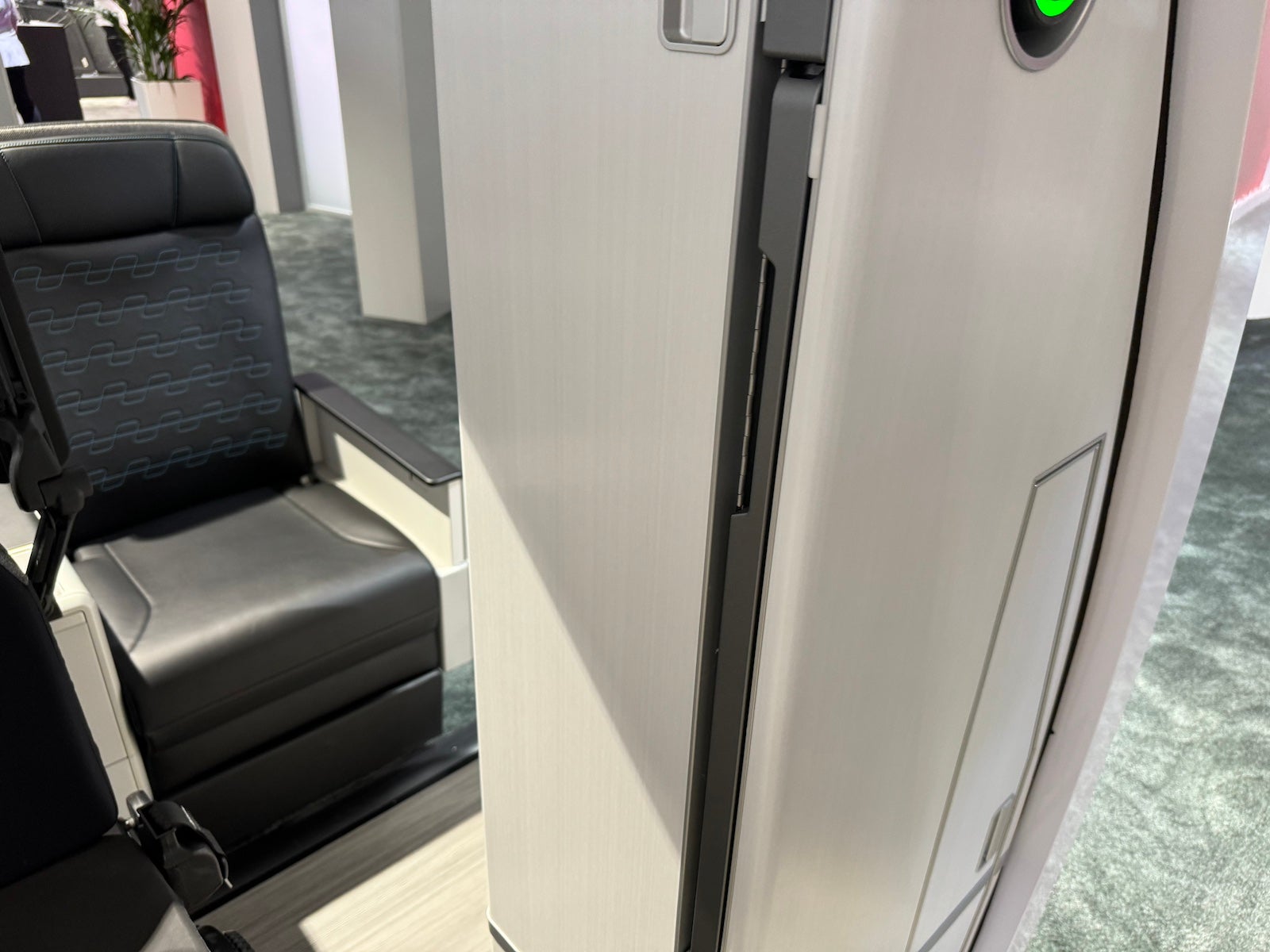 Delta demonstrates new seat concept, larger lavatory for passengers who ...