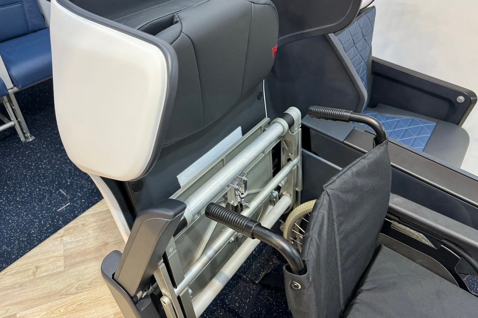 Delta demonstrates new seat concept, larger lavatory for passengers who ...