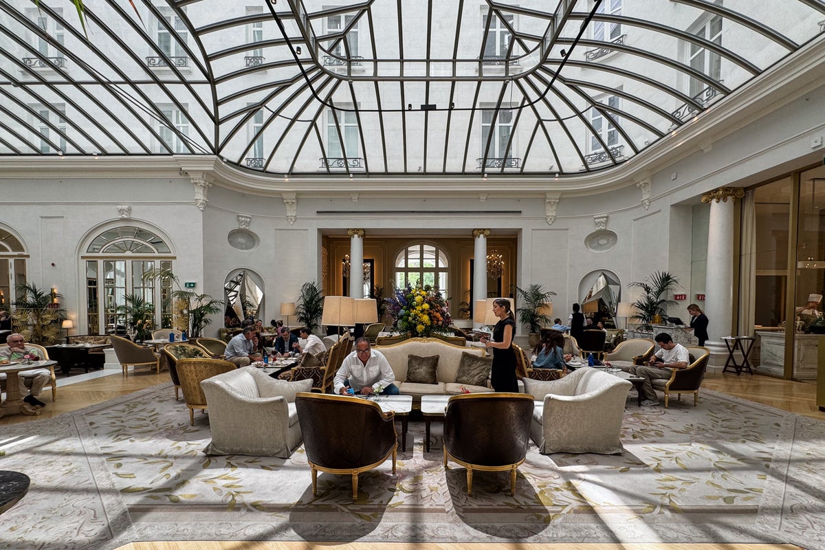 Review: Inside the Mandarin Oriental Ritz, Madrid in Spain - The Points Guy