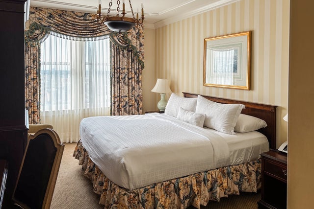 Hotel Monteleone review - The Points Guy - VoyageAround