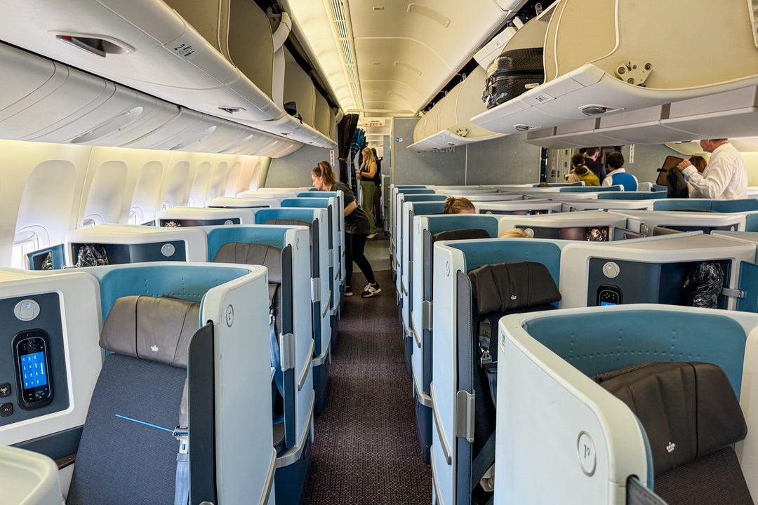 KLM's new business class has wireless charging and privacy doors - The Points Guy
