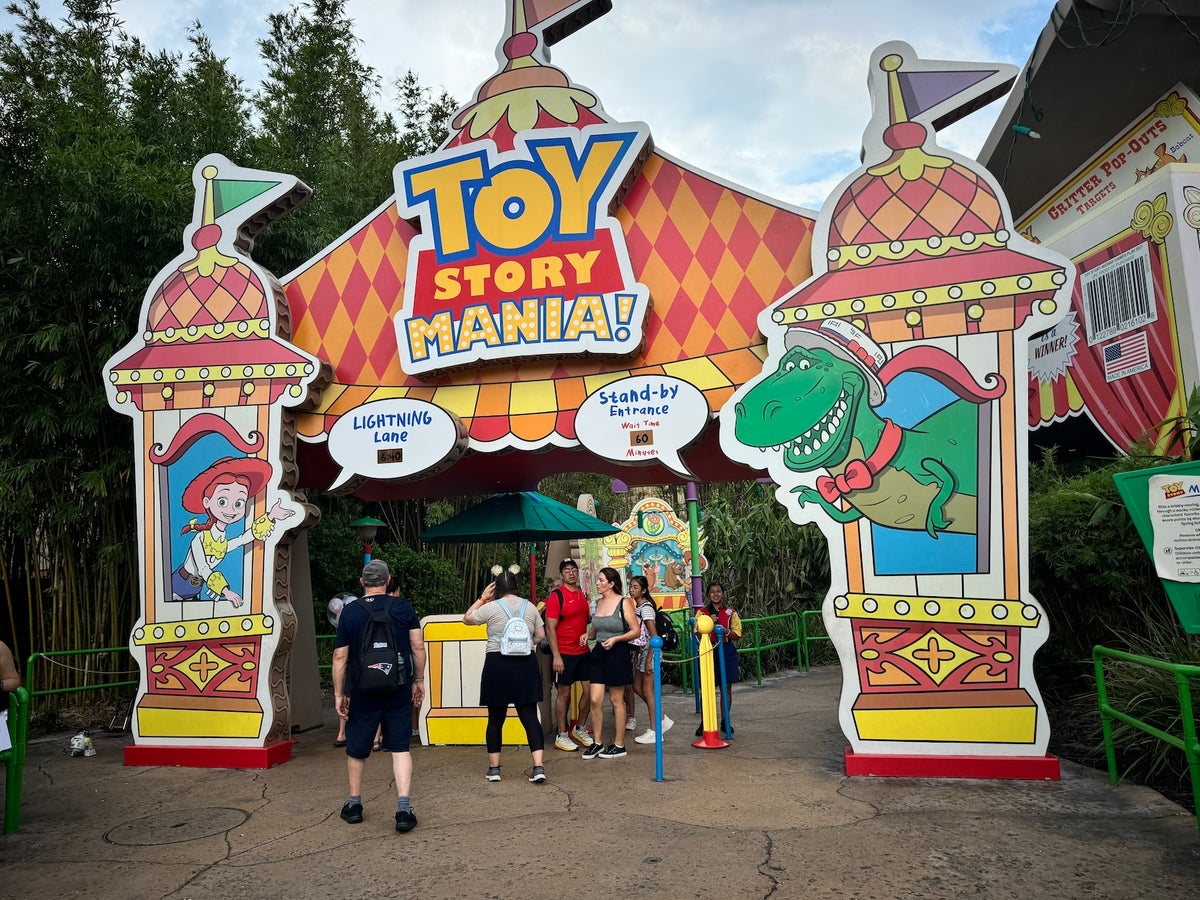 Is Disney Lightning Lane worth it? - The Points Guy