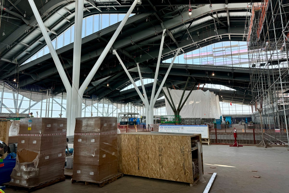 Sneak peek: Inside Pittsburgh's new state-of-the-art airport terminal ...