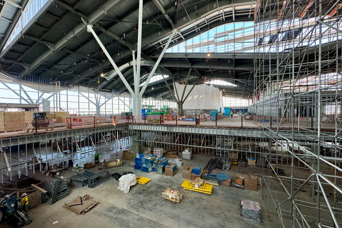 Sneak peek: Inside Pittsburgh's new state-of-the-art airport terminal ...