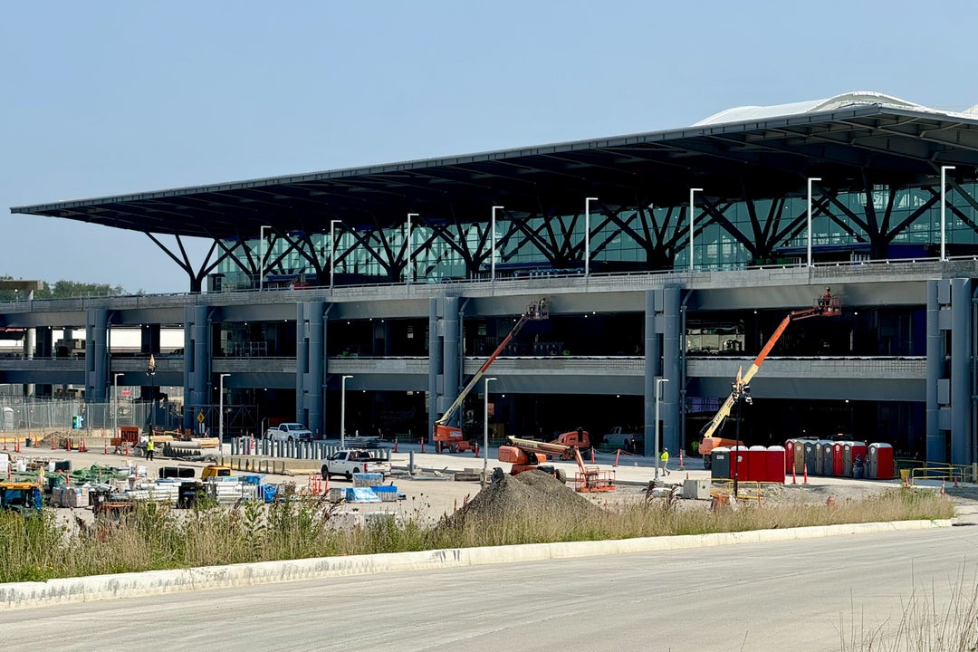 Sneak peek: Inside Pittsburgh's new state-of-the-art airport terminal ...