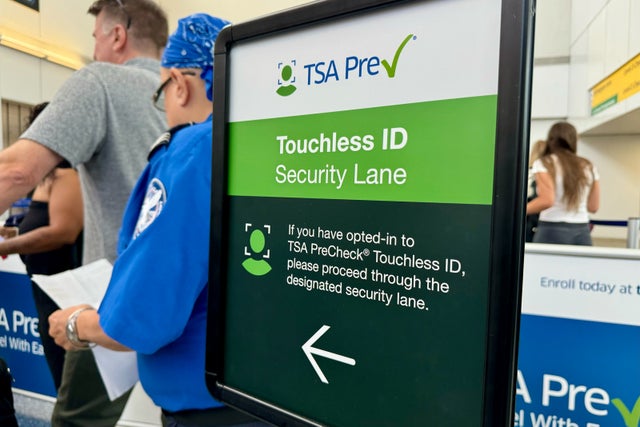 Alaska Airlines adding TSA Touchless ID at Los Angeles, Portland, and ...