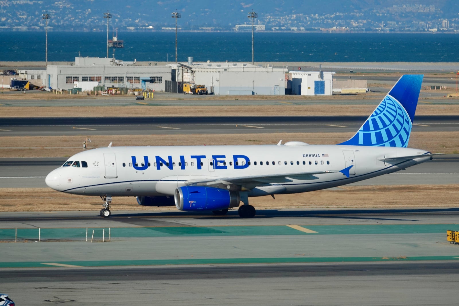 United unveils big Premier status, PlusPoints changes for 2025 - The ...