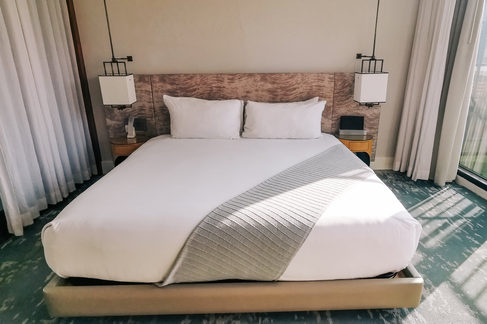 Hotel review: A stay at Dream Hollywood by Hyatt - The Points Guy