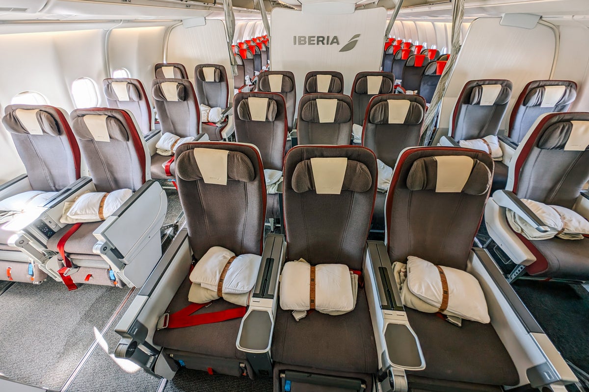 Iberia premium economy review - The Points Guy