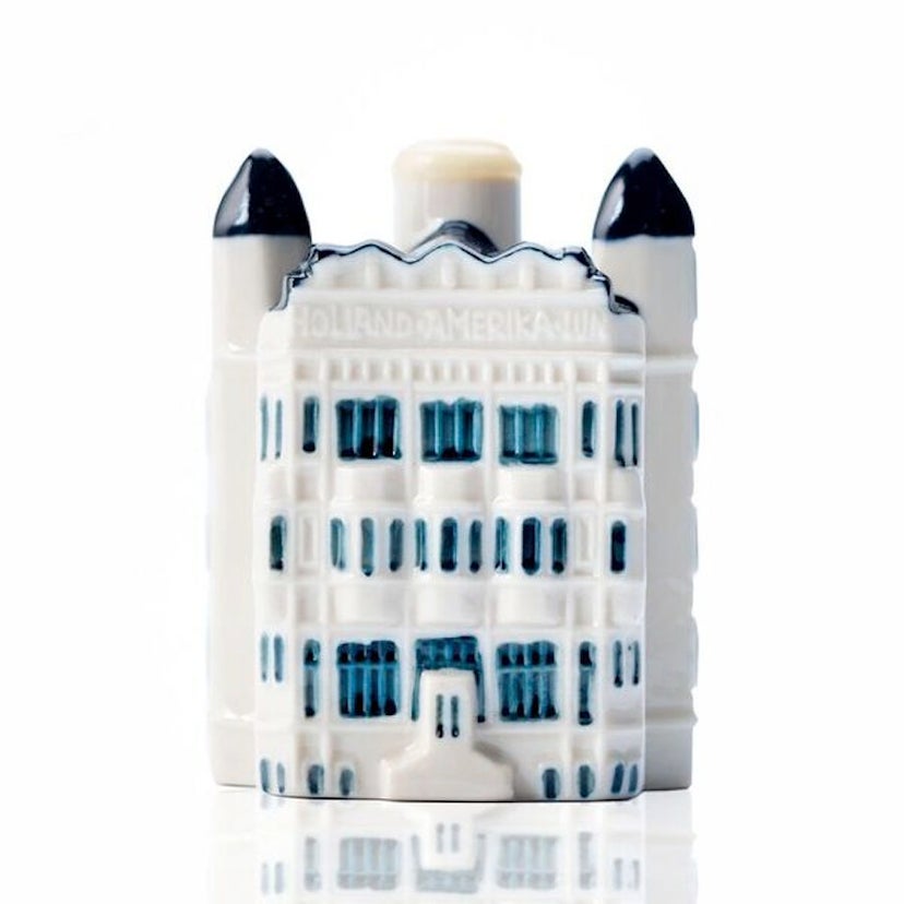KLM’s 105th Delft Blue House collectible honors a mansion on 3 canals ...