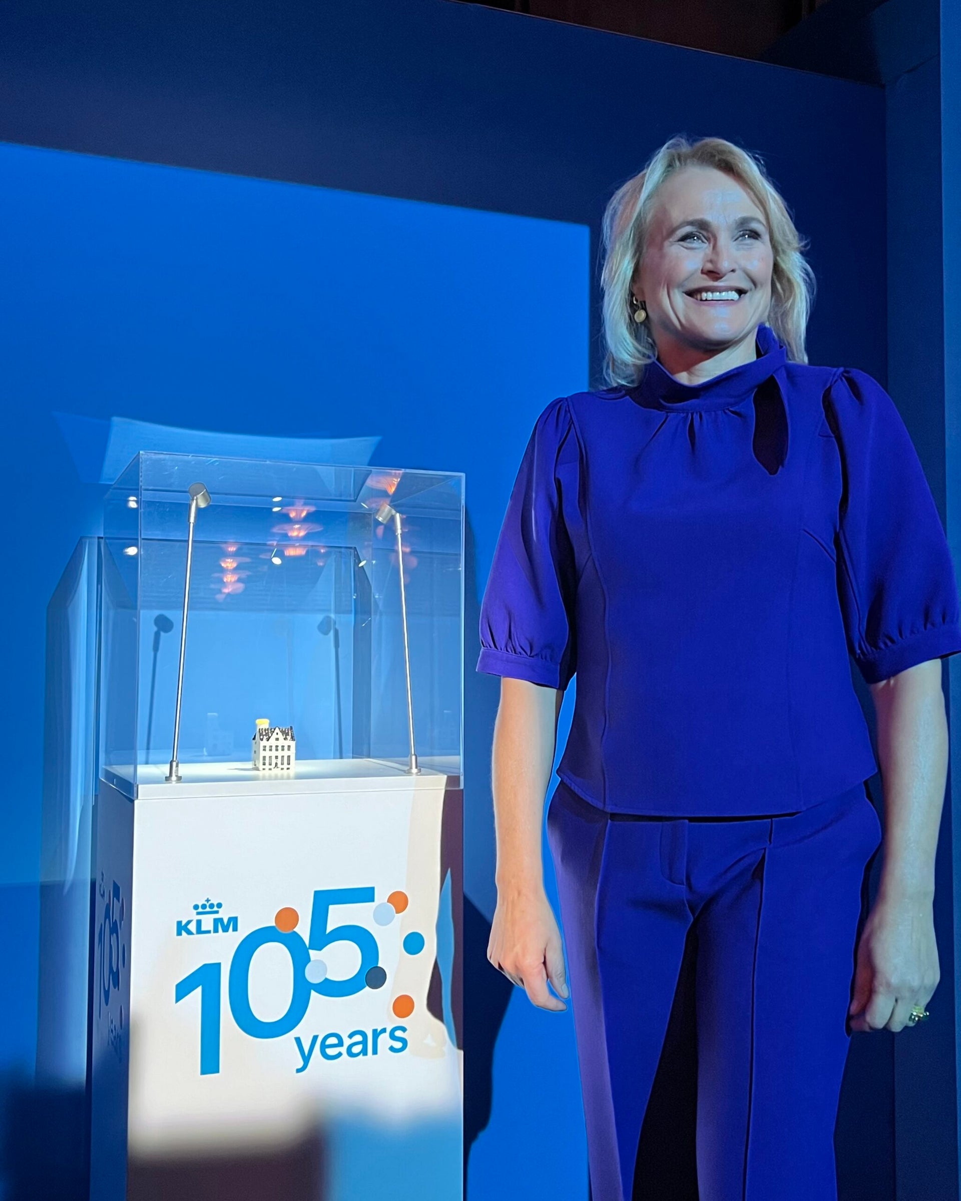 KLM’s 105th Delft Blue House collectible honors a mansion on 3 canals ...