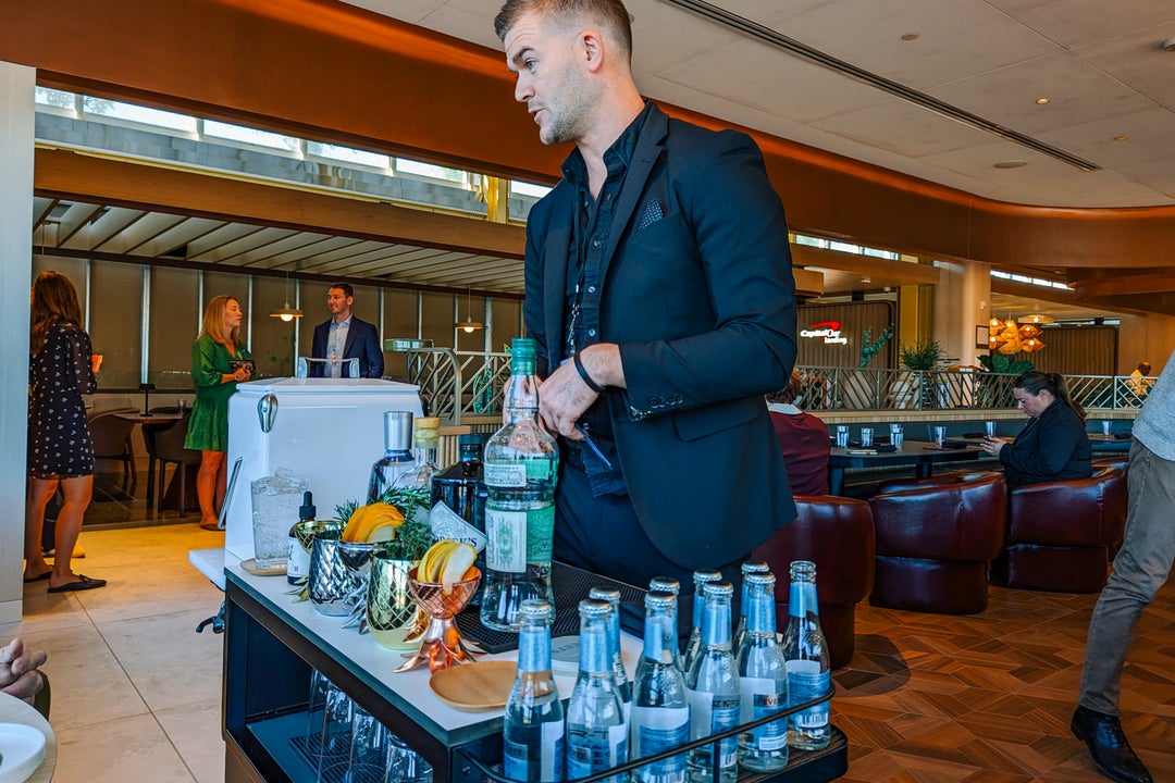 A complete guide to Capital One lounges and locations - The Points Guy